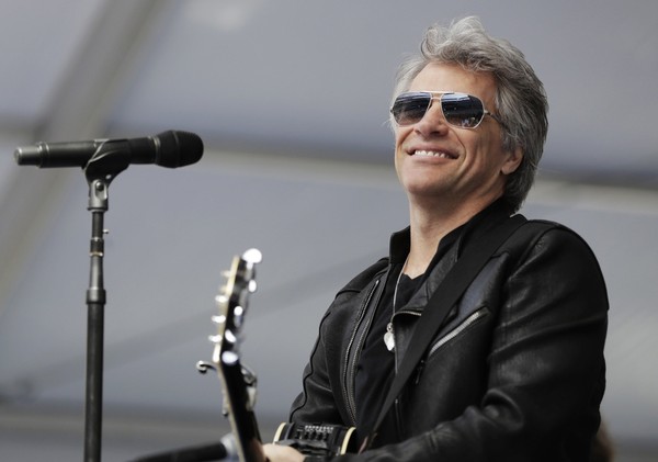 Bon Jovi, nuevo número 1 con un álbum lleno de fe | El pan de los pobres